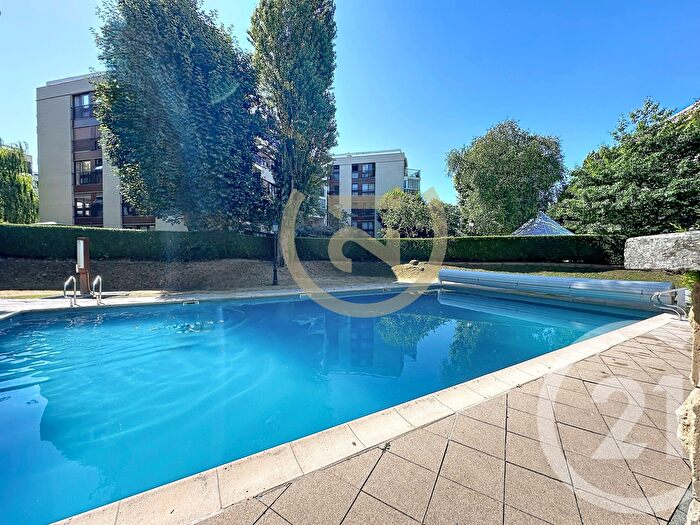 Le Chesnay, Tartre : Appartement 4 pièces à vendre