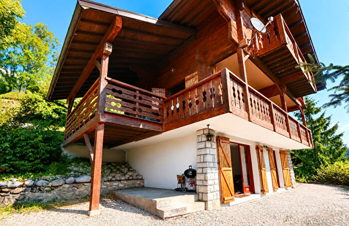 Maison 9 pièces à Les Villards-sur-Thônes, à vendre