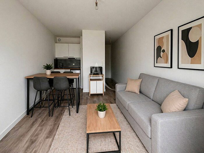 Notre-Dame, Cholet : Appartement 1 pièce à louer