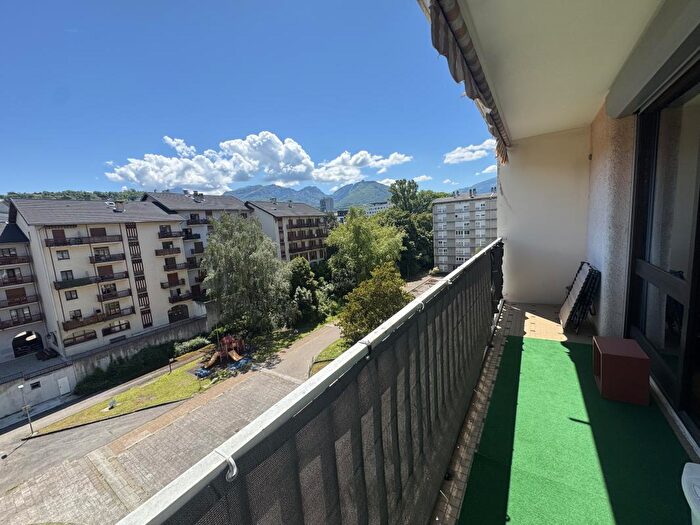 Chambéry, Centre-ville : Appartement 1 pièce à louer