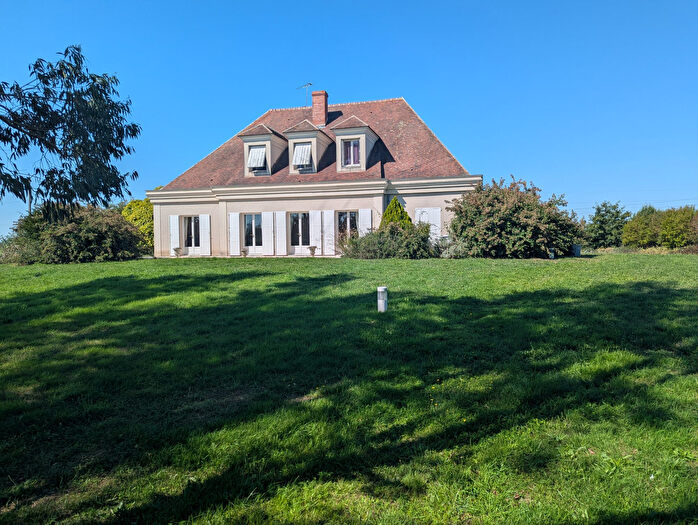 Maison à vendre - Montgivray - 5 pièces - 4 chambres