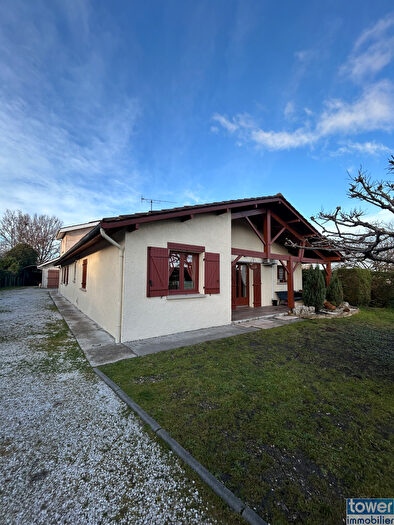 Sainte-Eulalie : Maison 8 pièces à vendre