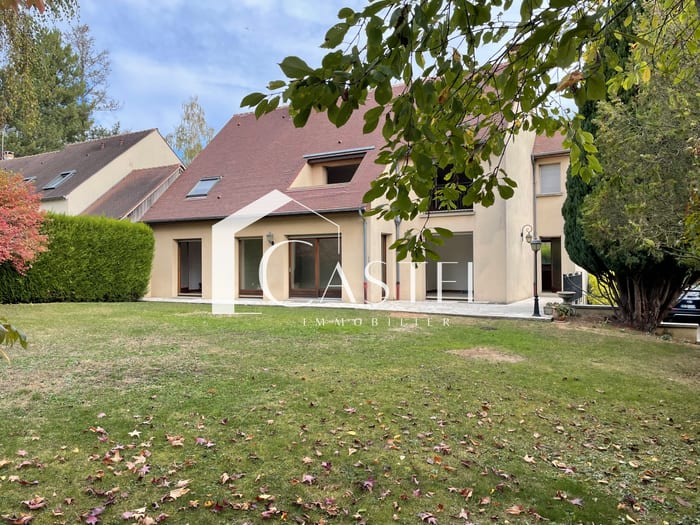 Maison 7 pièces à Morainvilliers, à louer