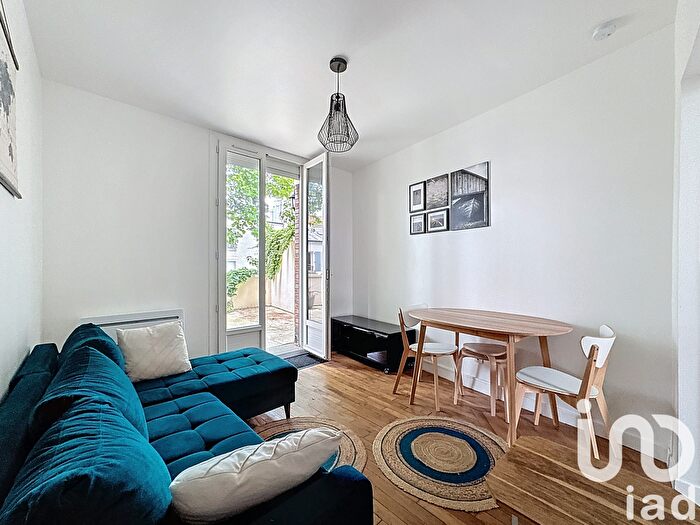 Appartement à vendre - Les Lilas, Bruyères, Chassagnolle - 2 pièces - 1 chambre