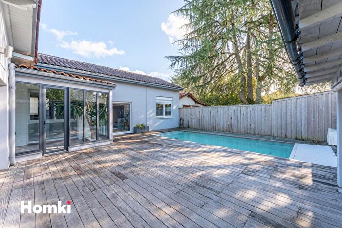 Maison à vendre - Pessac - 7 pièces - 5 chambres