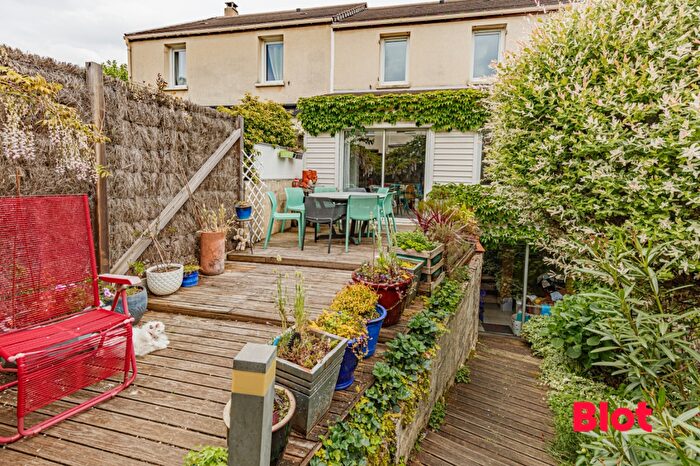 Maison à vendre - Nantes, Saint-Clément, Jardin des plantes, Caserne Lamoricière - 6 pièces - 4 chambres