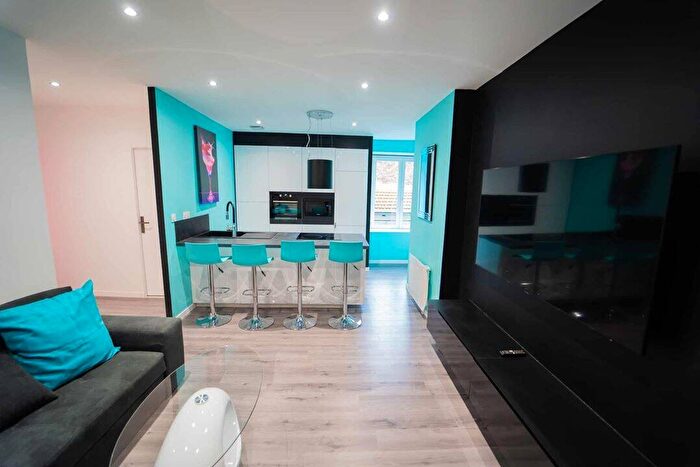 Appartement à louer - Saint Jacques-Chavanelle, Saint-Étienne - 3 pièces - 2 chambres