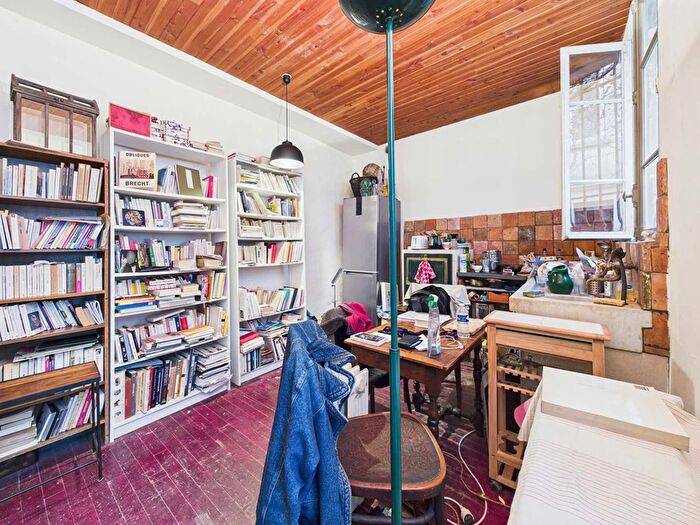 Appartement à vendre - Paris e , Montmartre, Sacré Coeur, Abbesses - 3 pièces - 1 chambre