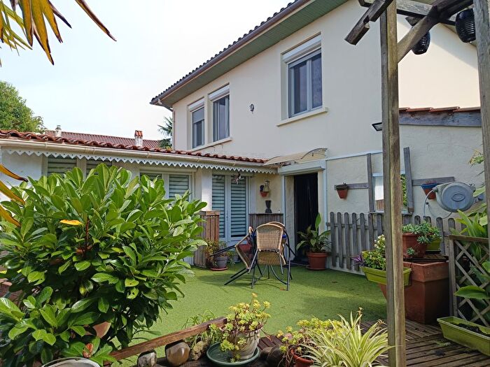 Maison à vendre - Riscle - 7 pièces - 4 chambres