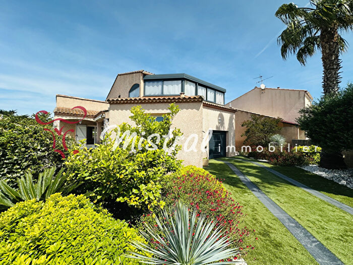 Maison à vendre - Aigues-Mortes - 6 pièces - 4 chambres