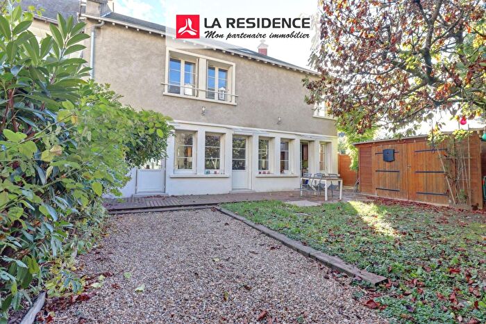 Maison à vendre - Blois, Centre-ville - 8 pièces - 5 chambres