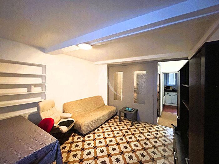 Appartement à louer - Centre Ville, Perpignan - 2 pièces - 1 chambre