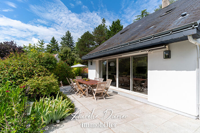 Maison à vendre - Luynes - 6 pièces - 4 chambres