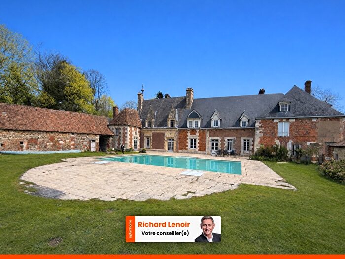 Maison 15 pièces à vendre à Saint-Ouen-de-Thouberville
