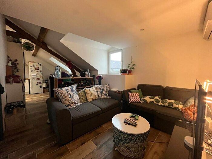 Appartement à louer - Bizanos - 2 pièces - 1 chambre