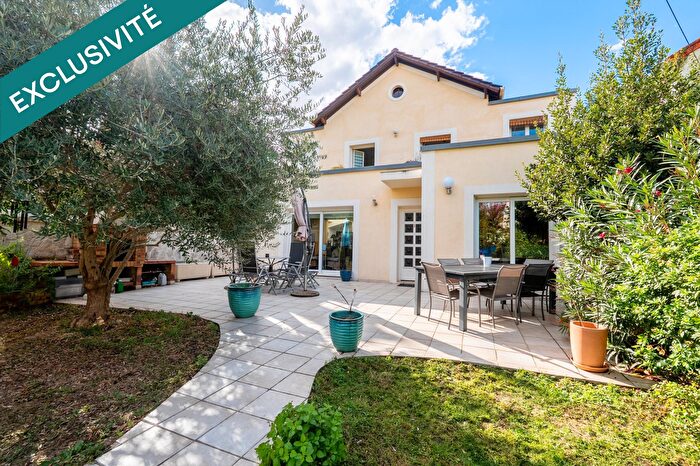 Maison 6 pièces à vendre à Neuilly-Plaisance, Rennouillères