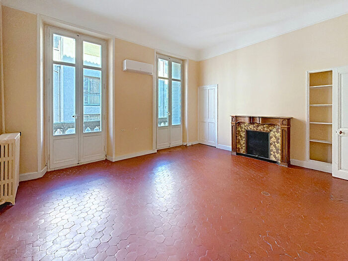 Appartement à vendre - Avignon, Palais des Papes, Zone Piétonne - 5 pièces - 4 chambres