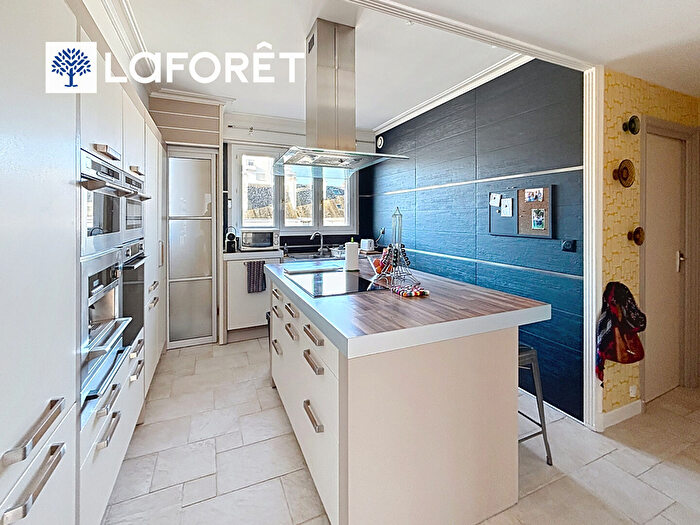 Appartement à vendre - Lorient, Centre-ville - 5 pièces - 2 chambres