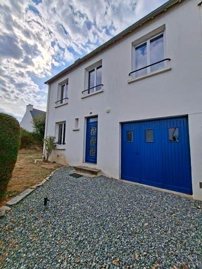 Ouest, Carhaix-Plouguer : Maison 5 pièces à louer