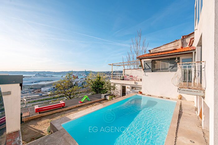 Maison à vendre - Marseille e , La Calade - 5 pièces - 4 chambres