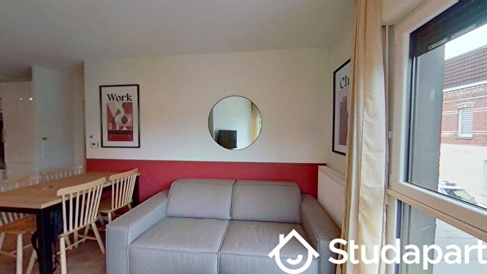 Appartement à louer - Lille Sud - 1 pièce - 3 chambres