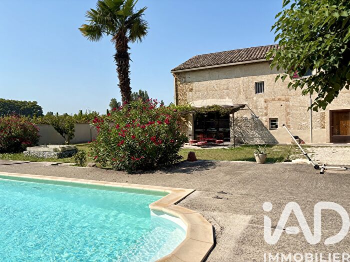 Maison à vendre - Althen-des-Paluds - 8 pièces - 3 chambres