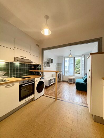 Appartement à louer - Nantes, Cité des Congrès, Champs de Mars - 2 pièces - 1 chambre