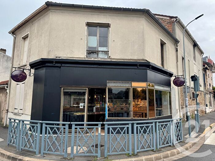 Maison à vendre - Beauchamp - 8 pièces - 6 chambres