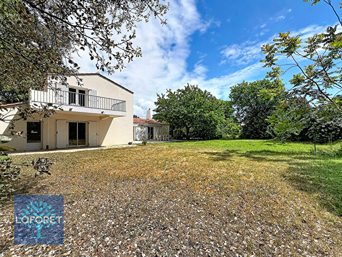 Saint-Hilaire-de-Riez, Fradinière, Pissot : Maison 7 pièces à vendre