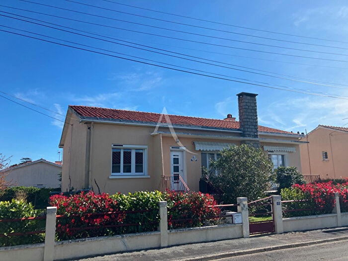 Maison à vendre - Fontenay-le-Comte, Commerce, Marchoux - 4 pièces - 3 chambres
