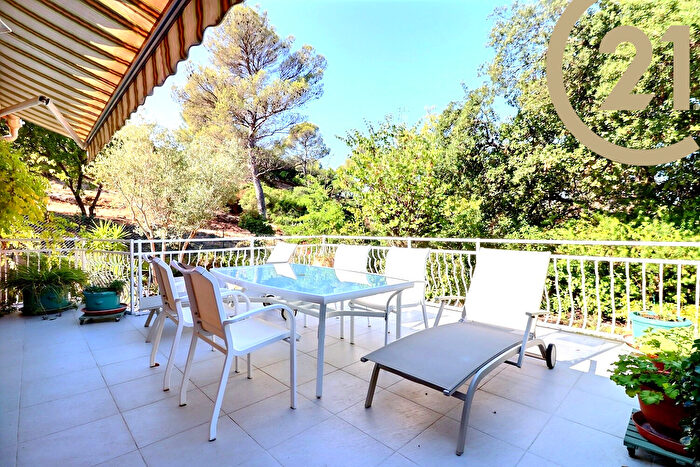 Maison à vendre - Fréjus - 4 pièces - 3 chambres