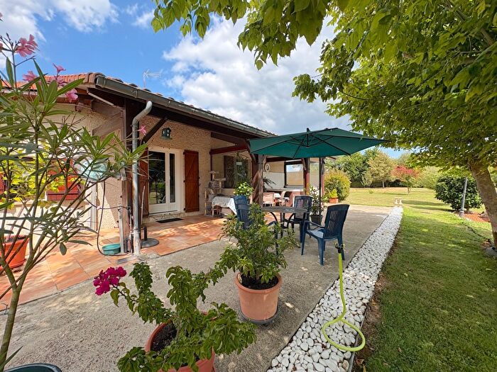 Maison à vendre - Renung - 6 pièces - 5 chambres