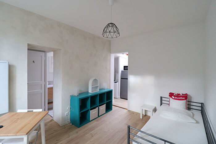 Vitry-sur-Seine, Port à l'Anglais, Zone d'activité - Appartement 1 pièce à louer