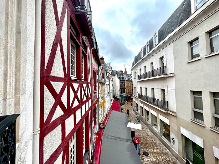 Appartement 1 pièce à louer à Orléans, Cathédrale, Jeanne d'Arc