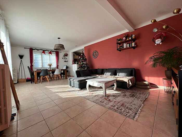 Maison à vendre - La Montagne - 5 pièces - 4 chambres