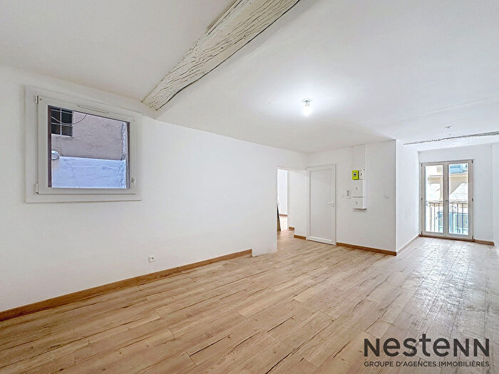 Trets : Appartement 2 pièces à louer