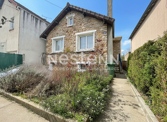 Maison à vendre - Viry-Châtillon, Centre-ville - 3 pièces - 2 chambres