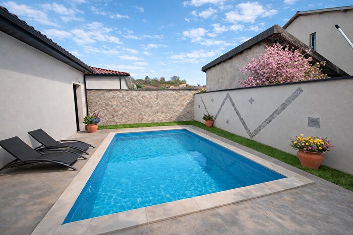 Maison à vendre - Le Péage-de-Roussillon - 5 pièces - 4 chambres