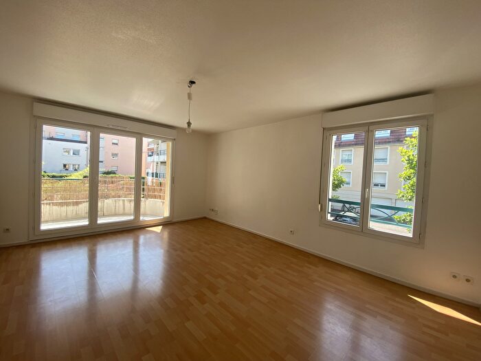 Appartement 3 pièces à Bischheim, Canal, Pont Phario, à louer