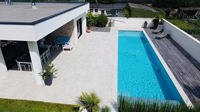 Maison à vendre - Châtellerault, Ozon - 5 pièces - 4 chambres