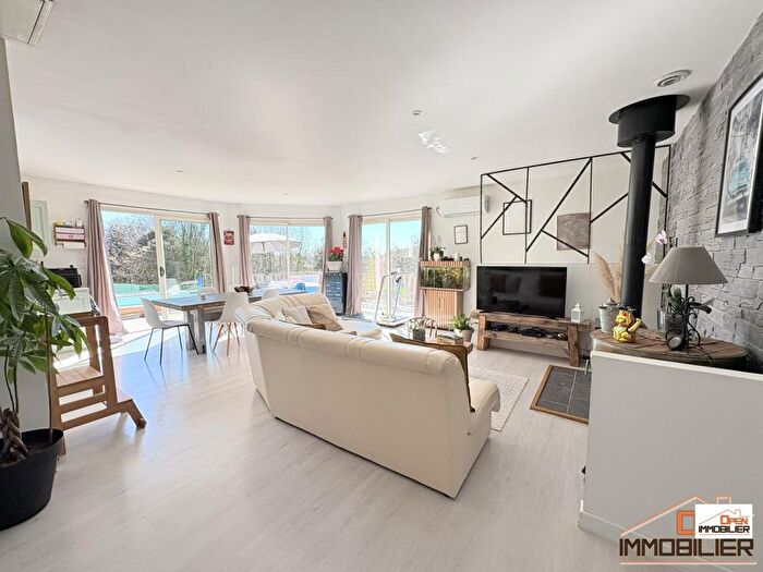 Maison 8 pièces à Carsac-Aillac, à vendre