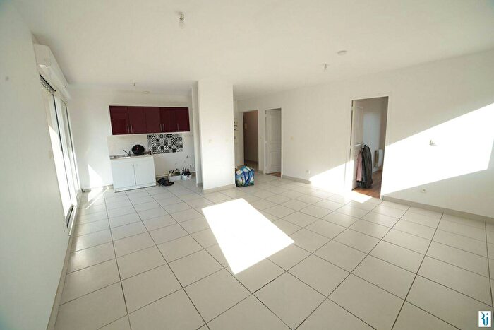 Appartement à louer - Grieu-Vallon Suisse-Saint Milaire-Mont Gargan, Rouen - 3 pièces - 2 chambres