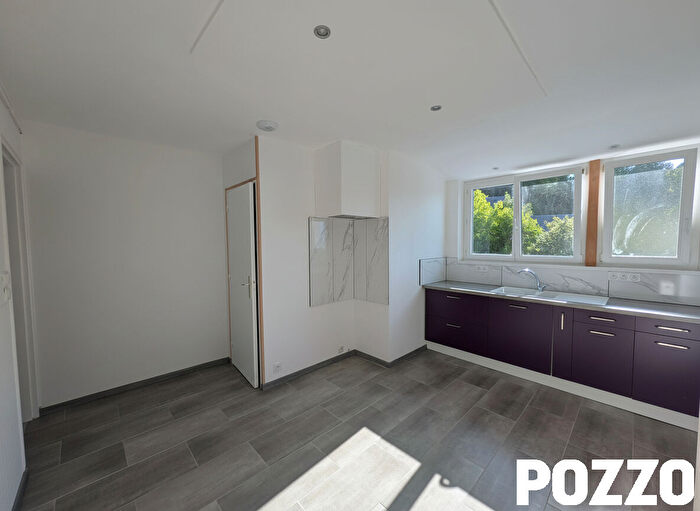 Vire, Centre-ville, Gare - Appartement 4 pièces à louer