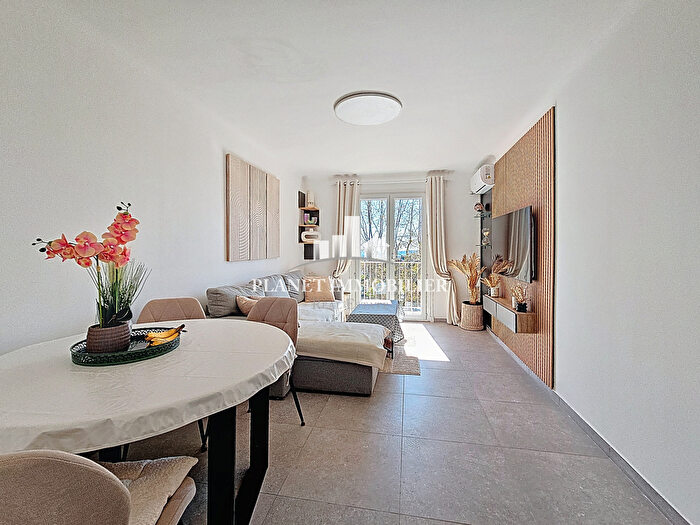 Appartement à vendre - Grasse, Centre-ville Nord - 3 pièces - 2 chambres