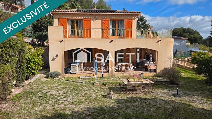 Maison à vendre - La Cadière-dAzur - 4 pièces - 3 chambres