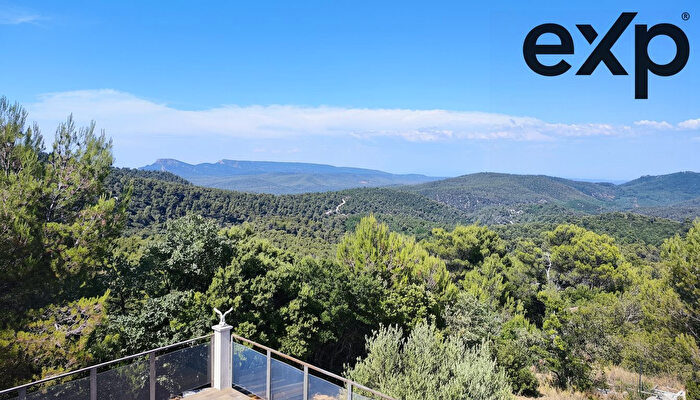 Maison 5 pièces à vendre à Plan-d'Aups-Sainte-Baume