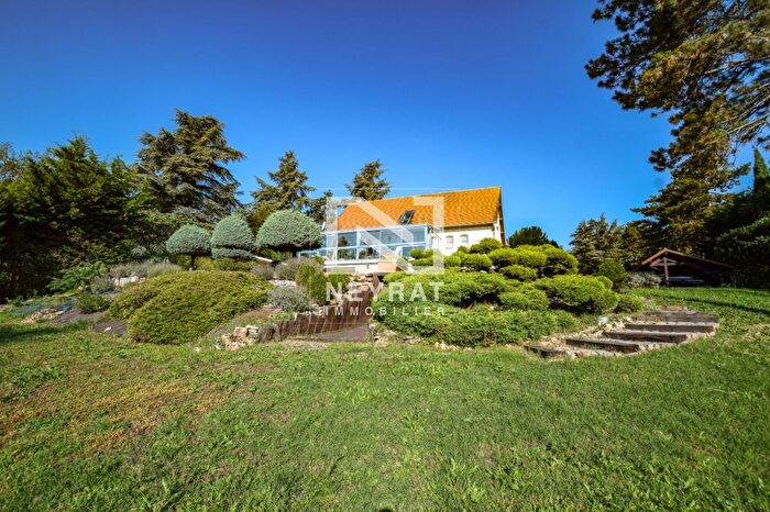 Maison à vendre - Givry - 8 pièces - 3 chambres