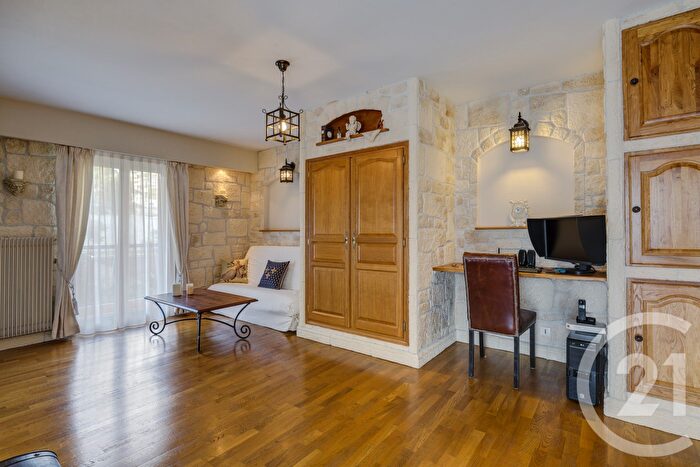 Appartement à vendre - Saint-Laurent-du-Var, Jacquons, Plateaux Fleuris - 2 pièces - 1 chambre