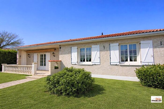 Maison à vendre - Linars - 5 pièces - 4 chambres