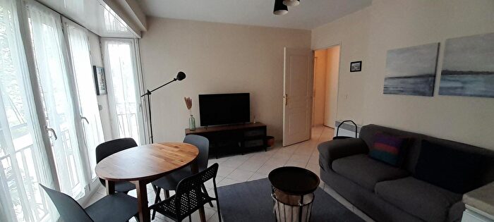 Nice, Carabacel - Appartement 2 pièces à louer